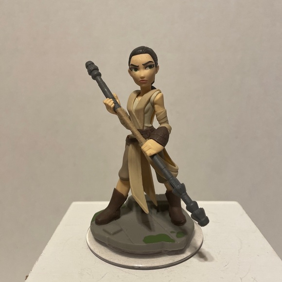 Star Wars | Toys | Disney Infinity 3 Star Wars Rey Figure Character 25 ...